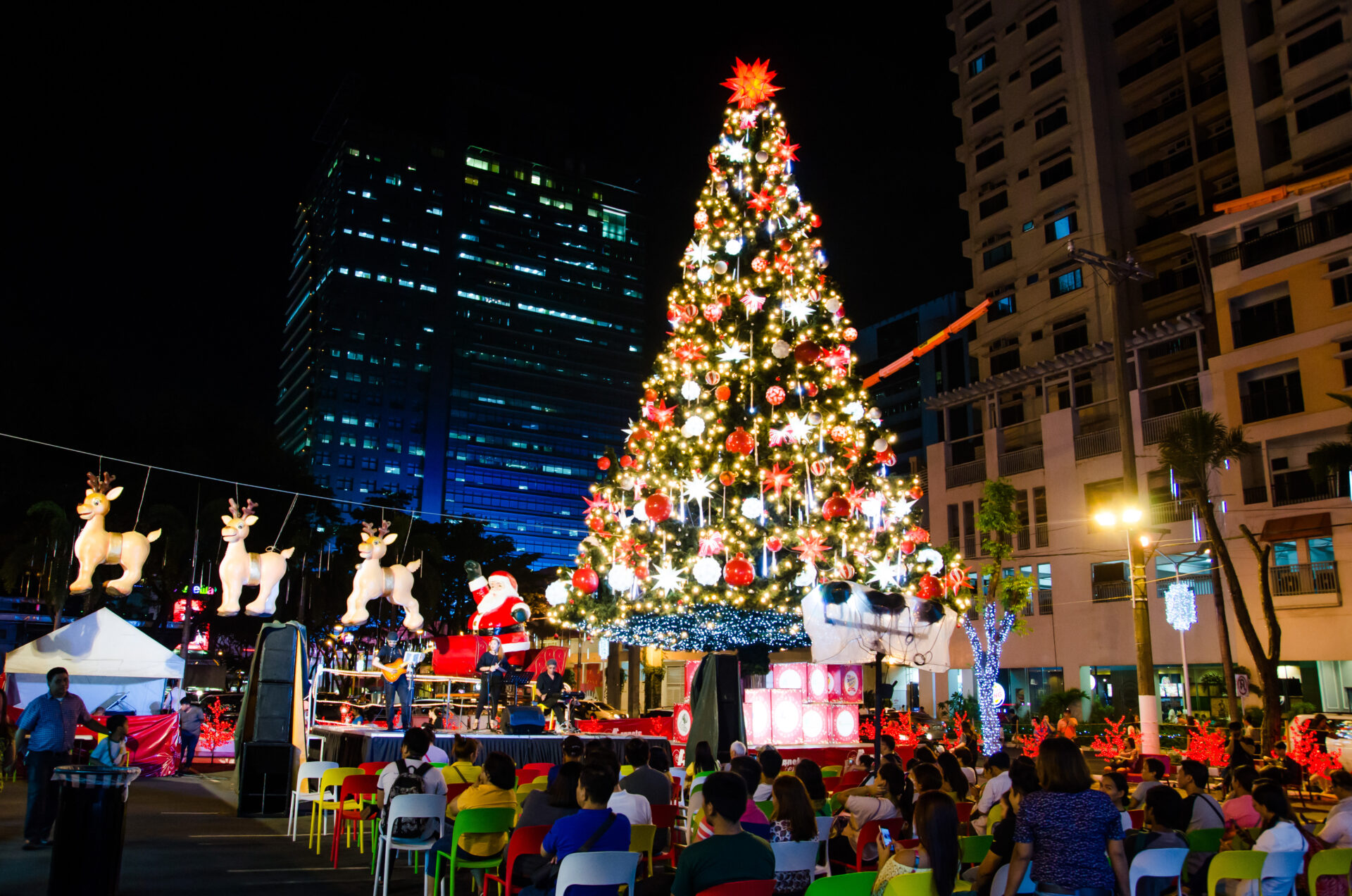 How To Celebrate Christmas In Philippines Like A Local - Halo ...